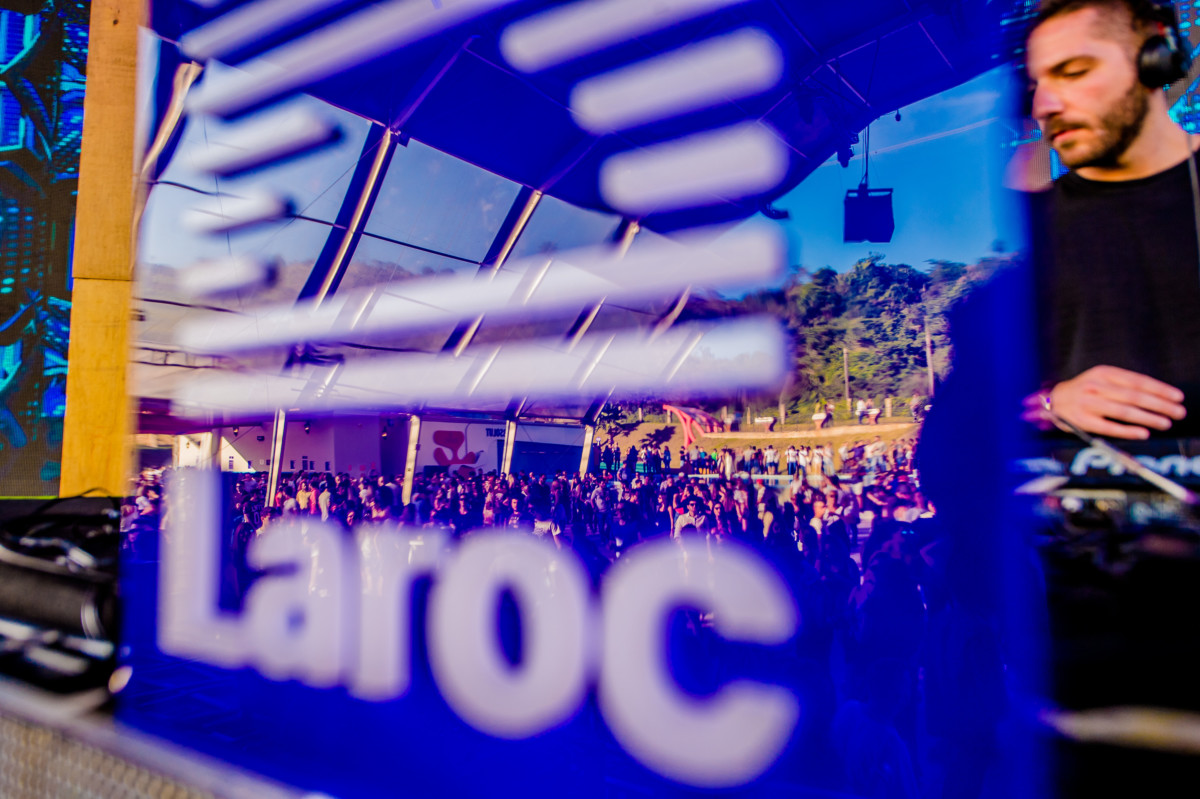 Fotos e Vídeos - Laroc