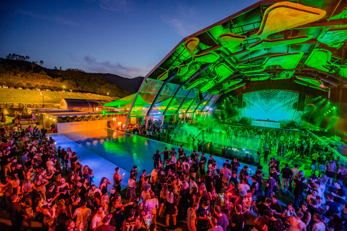 2-year Anniversary - Photos and Videos - Laroc