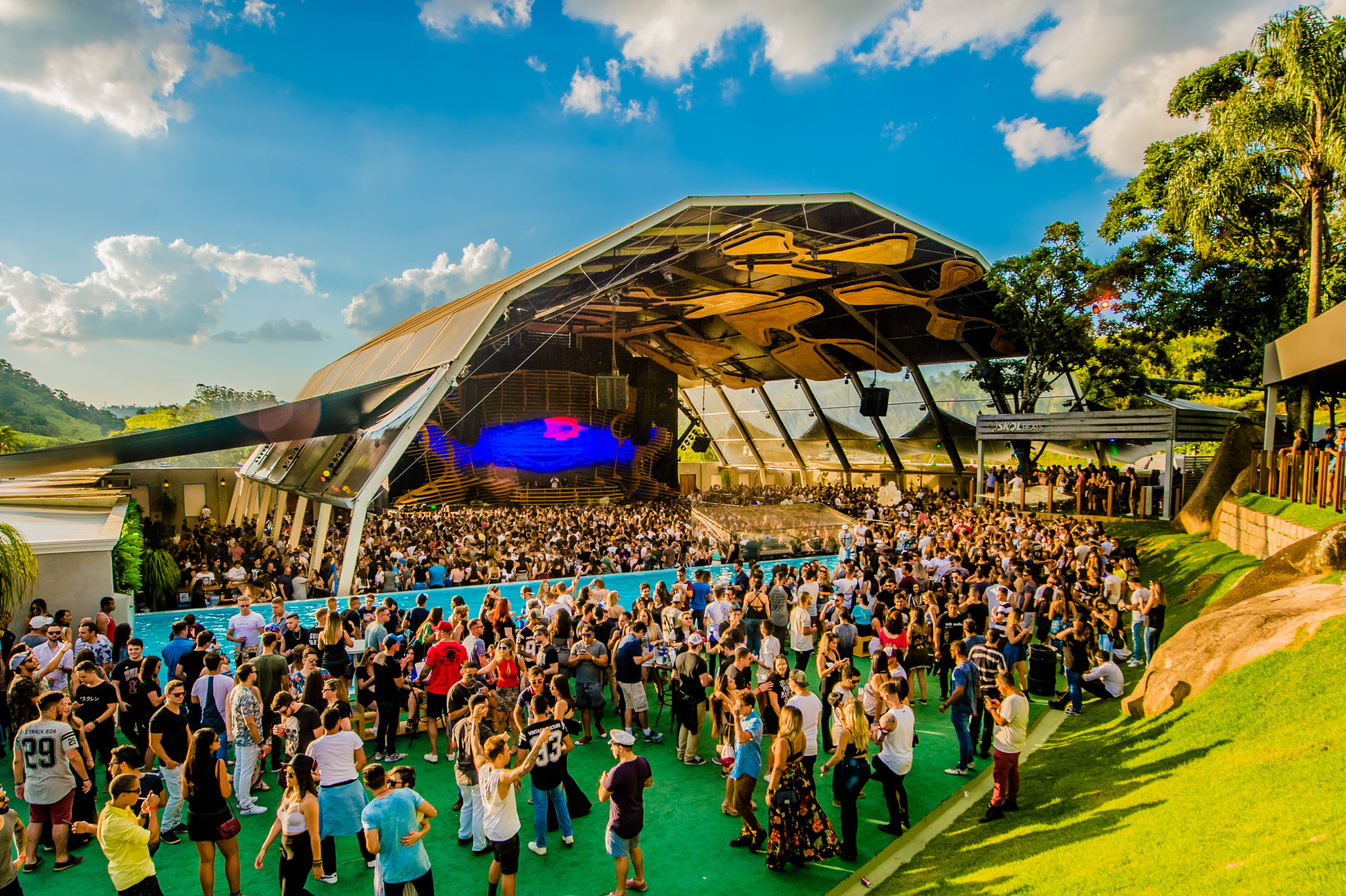 Fotos e Vídeos - Laroc