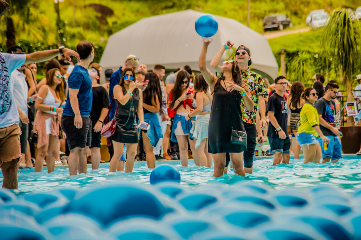 Fotos e Vídeos - Laroc