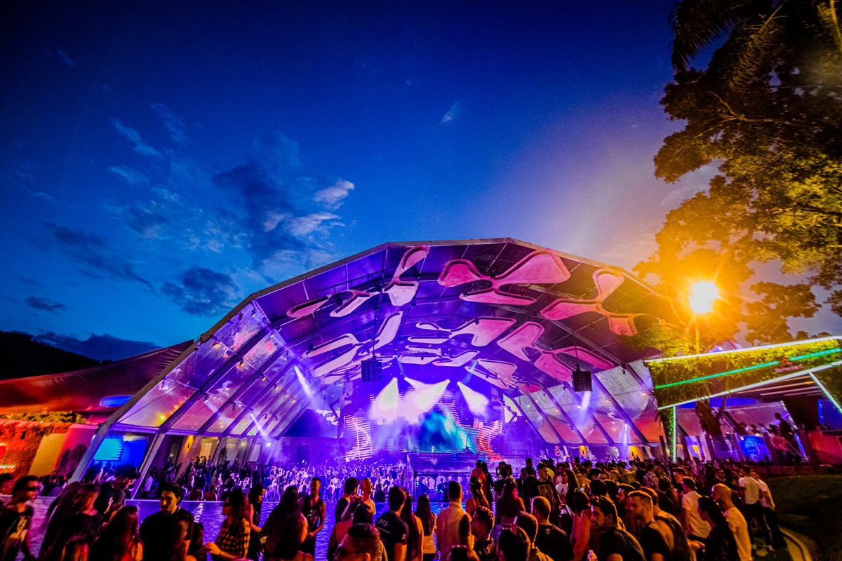 Fotos e Vídeos - Laroc Valinhos